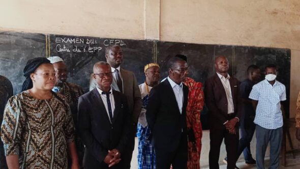 Agoè-Nyivé 1 : le Ministre Mama Oumorou et le Maire Aguze Akossiwa ...